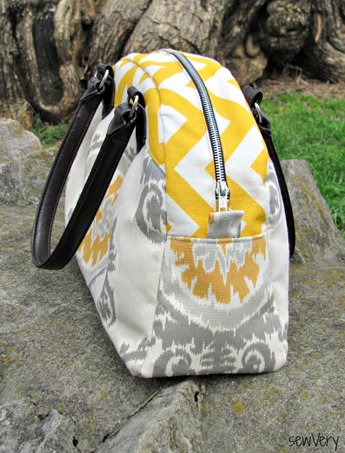sewVery: My Boyd St. Bowling Bag + Giveaway!