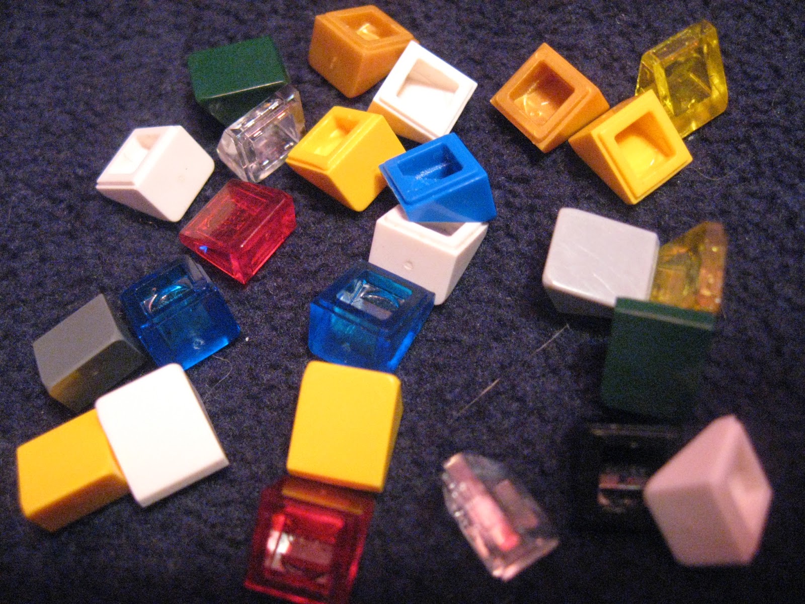 The Lego Kids: Piece of the Week: 1x1 Slope