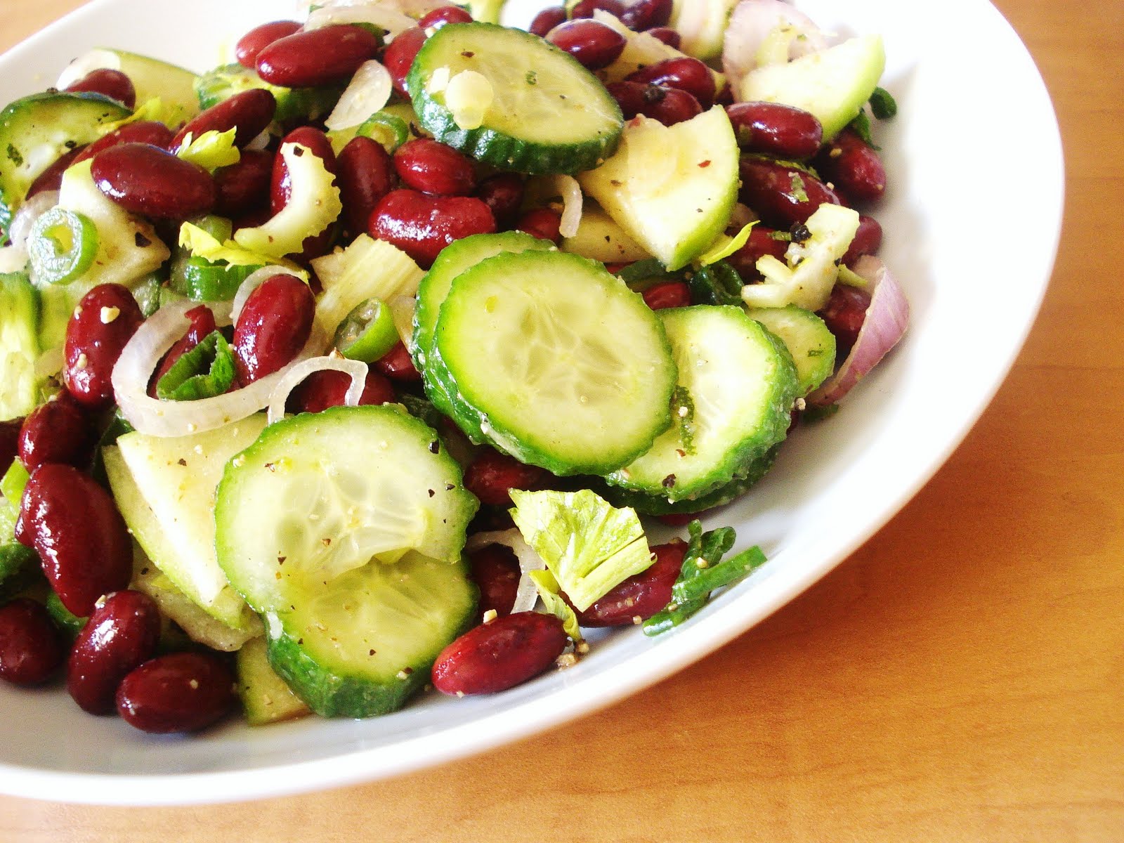 Presque végé: Salade de haricots rouges au cumin
