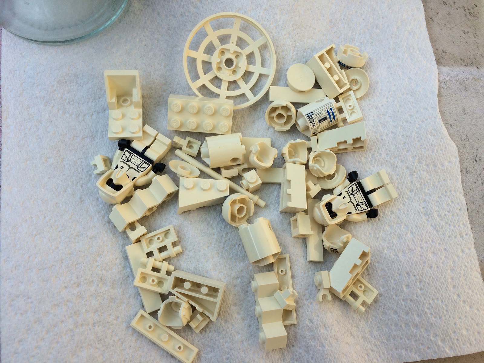 Oz Brick Nation: Yellowed LEGO Bricks, How I got them white again!