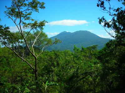 Los Viajes de Sarah: El Volcan Mombacho