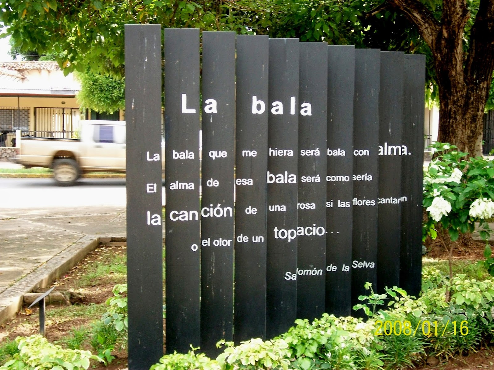 Good Soldiers And Closely Watched Trains: La Bala (Salomón de la Selva)