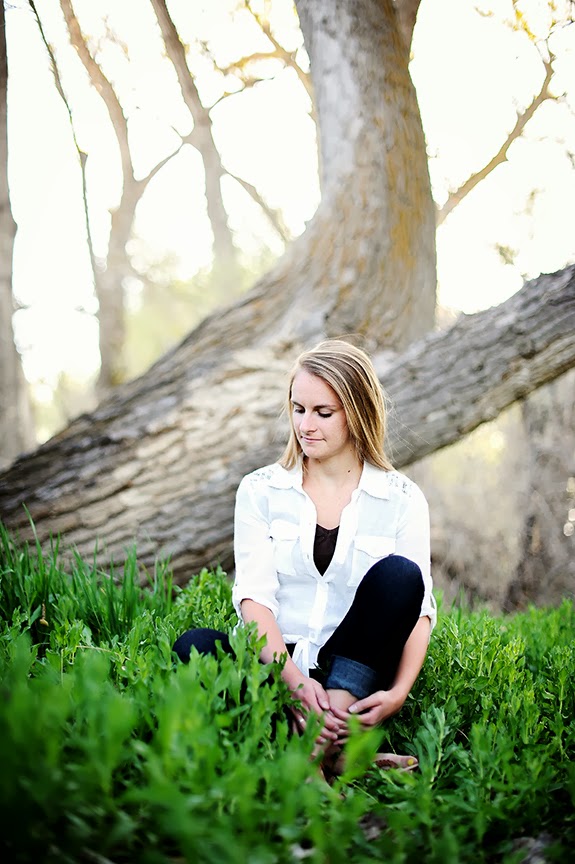 S.W. Portraits: Ally Monson-Seniors
