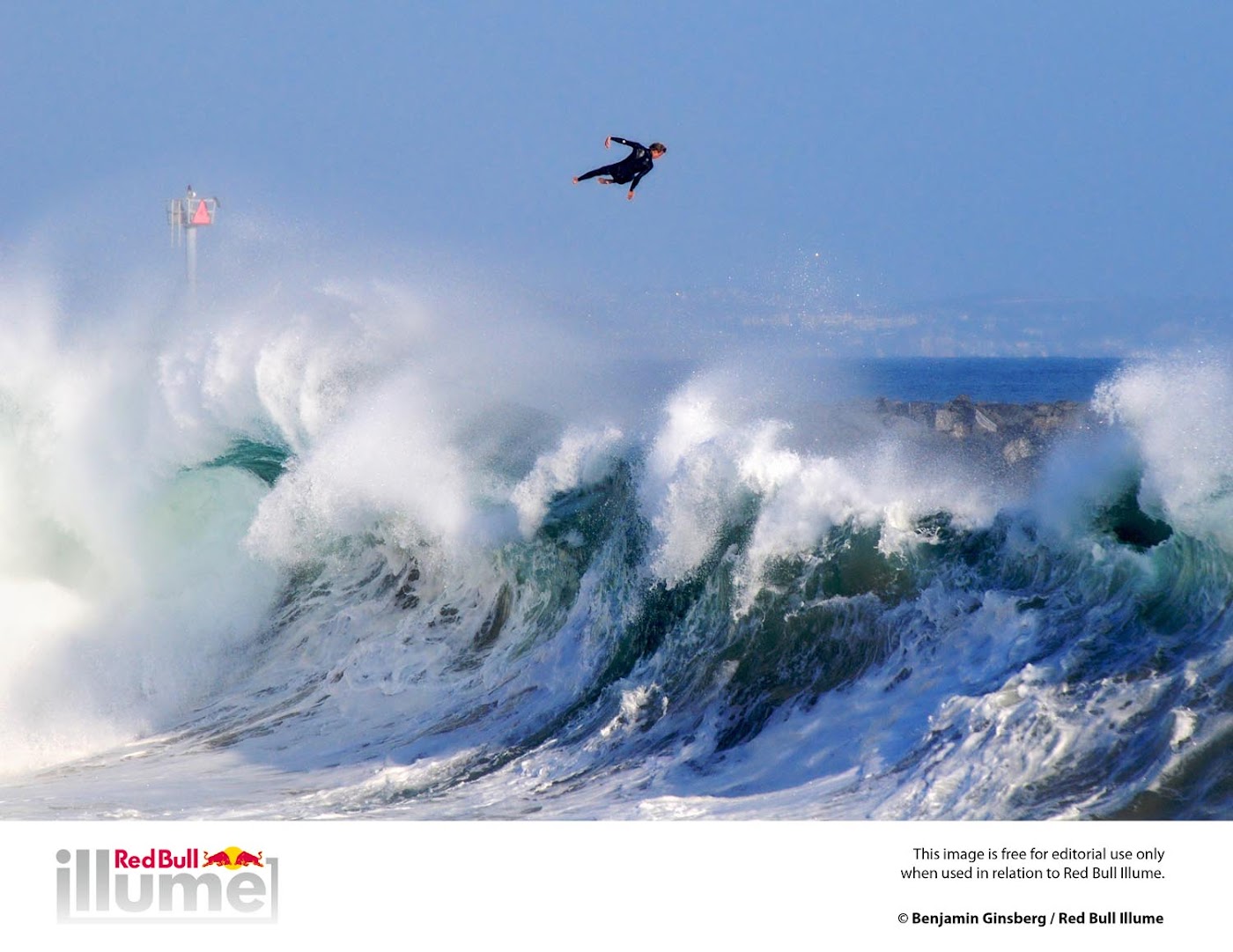 Las mejores imágenes de surf del Red Bull Illume