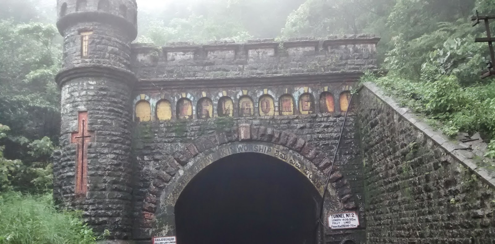 Castle Rock--Dudhsagar- The Real meaning of Incredible India: Dudhsagar ...