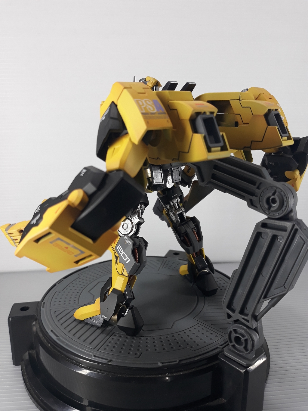 Custom Build: HG 1/144 Gundam Dantalion Ver. Bee - Gundam Kits ...