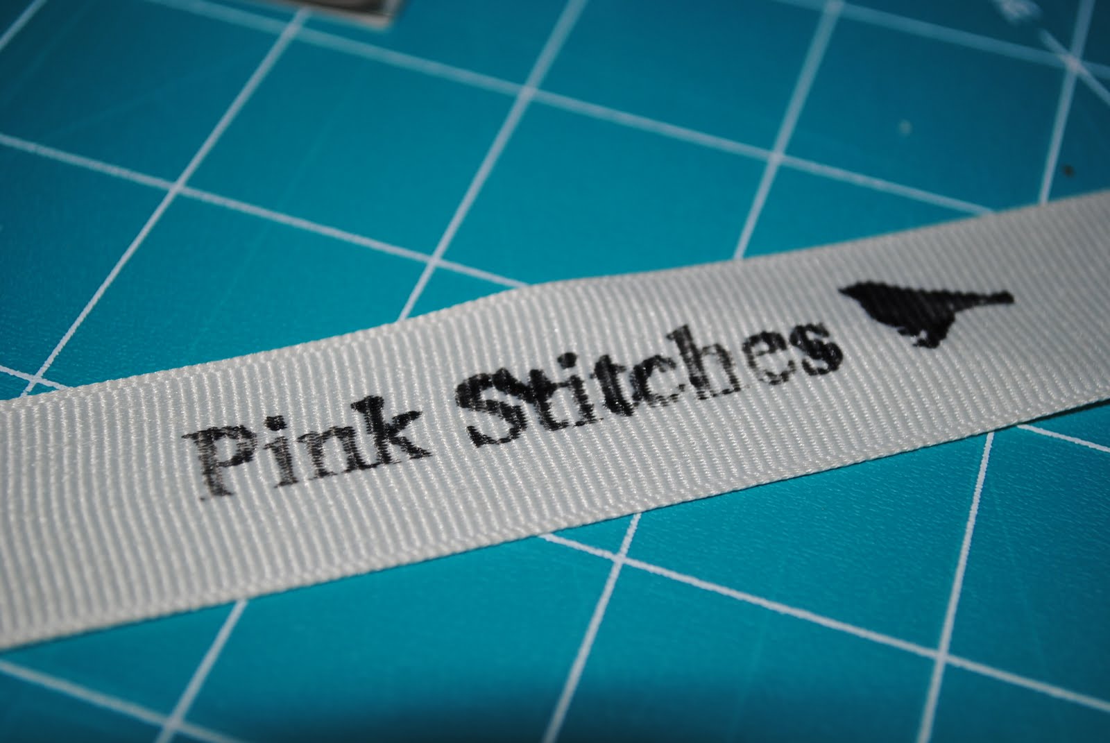 Pink Stitches: How To Make Your Own Labels