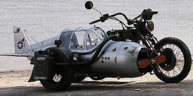 Motorcycle: Combat Motor