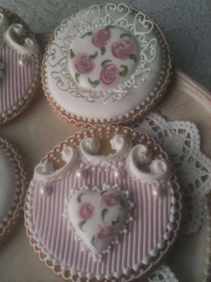 Garrods Wedding Cakes ....of splendour: Luxury Cookies