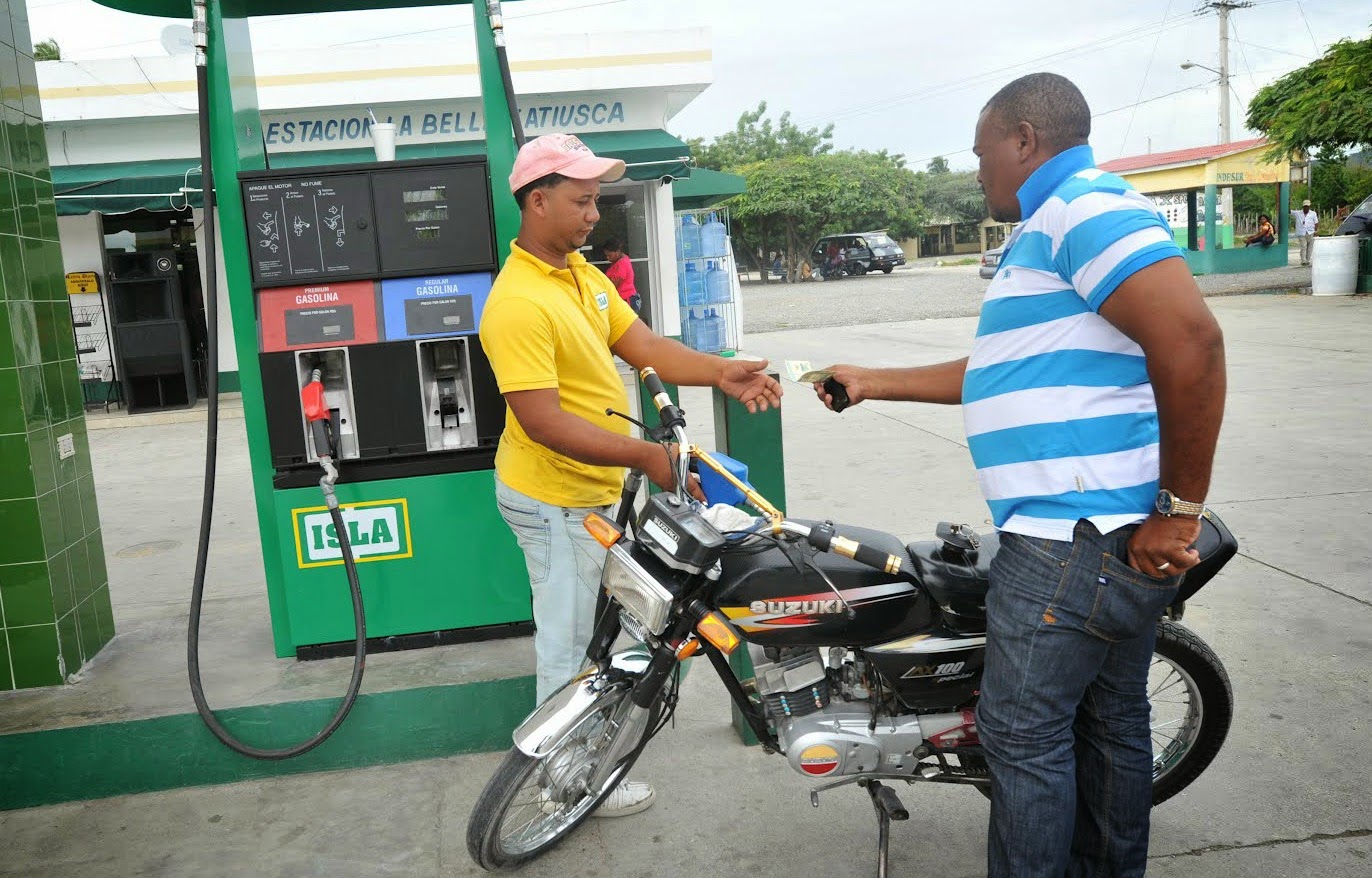 Precios de la gasolina en República Dominicana más baratos que la media ...