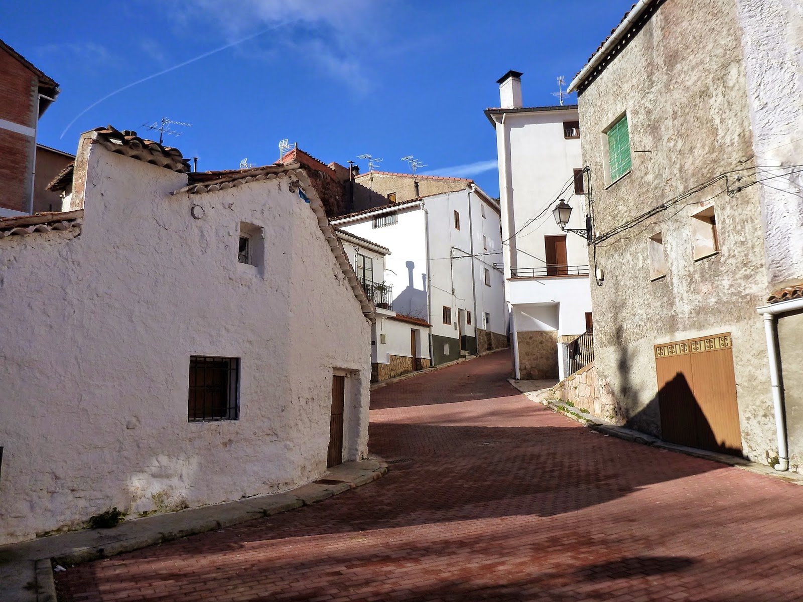 LOS PUEBLOS MAS ALTOS DE ESPAÑA: Nº 63 - CHECA (Altura 1364 mt )