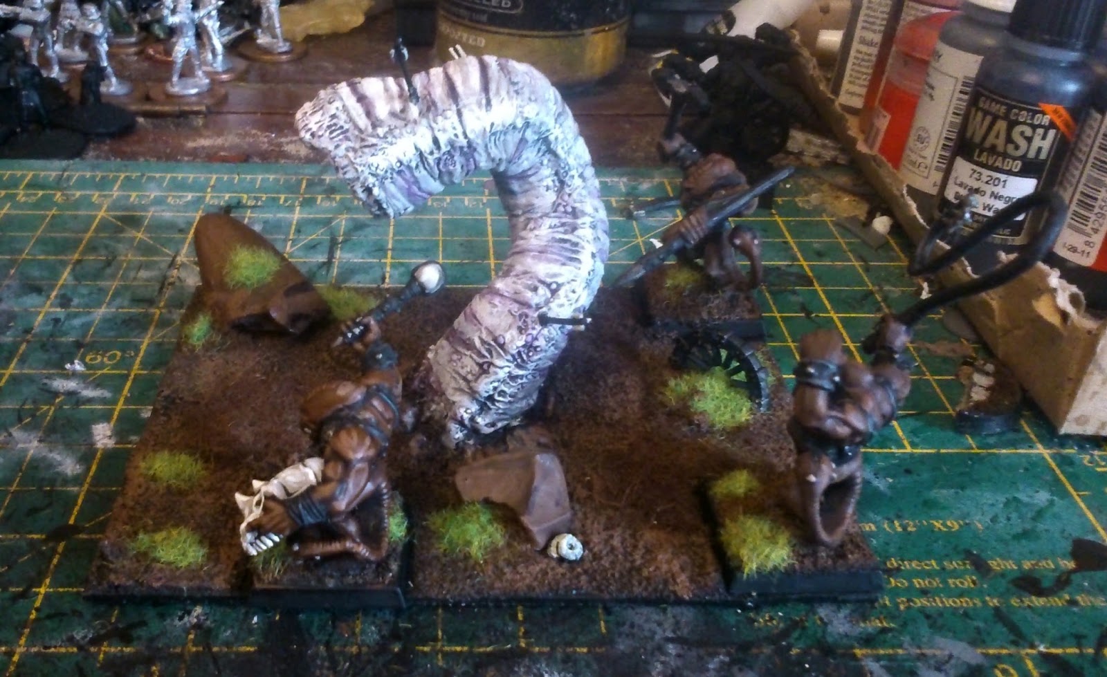 Oldhammer on a budget: Fimir Project Reboot Pt.3 - Hell Worm & Handlers