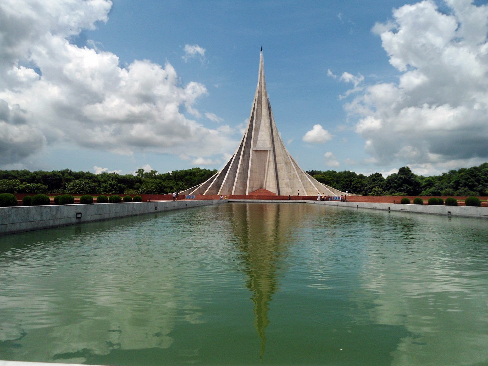 Our land: National Martyrs' Monument (Jatiyo Smriti Soudho) Savar ...