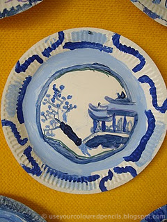 Use Your Coloured Pencils: Willow Pattern Paper Plates