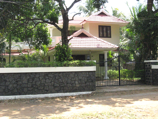 Thrissur Real Estate : POSH VILLA FOR SALE at THRISSUR | Tivandrum Real ...