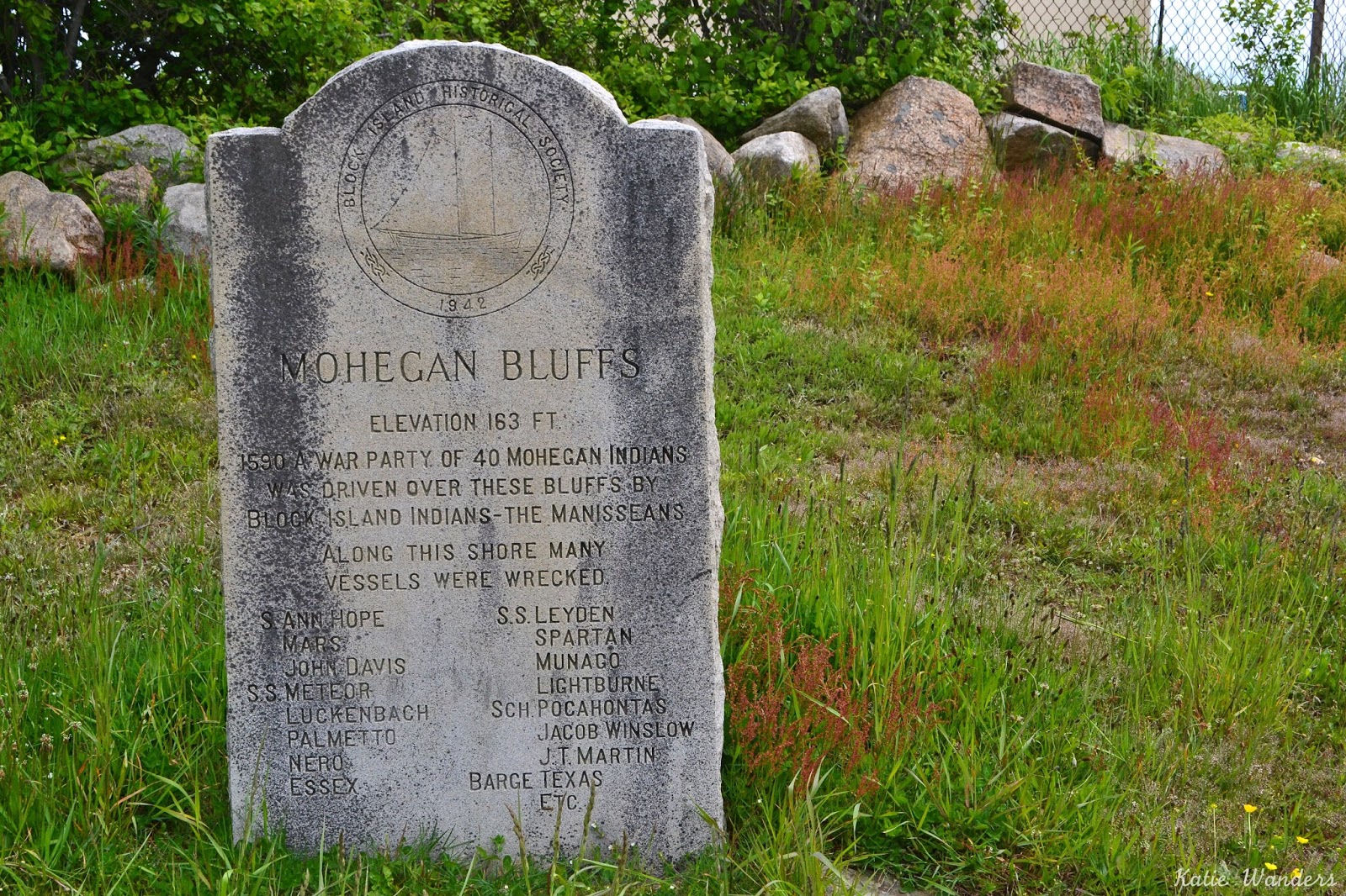 Katie Wanders : Weekender's Guide to Block Island, Rhode Island