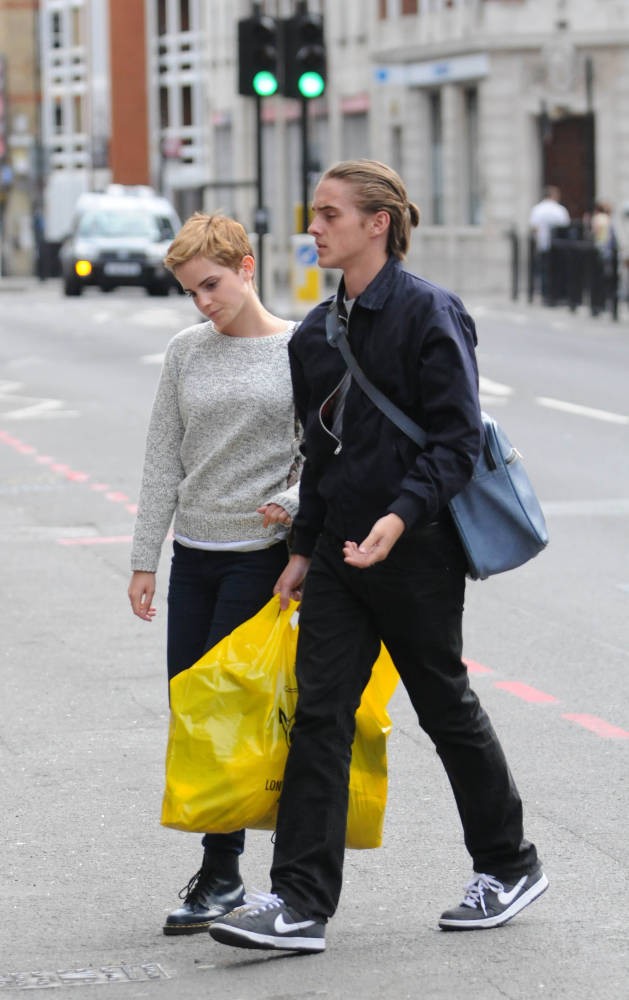 Emma Watson: Emma Watson and her brother Alex at Spitalfields [August ...