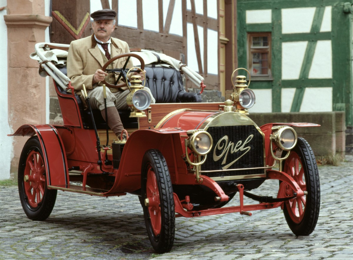 Riwal888 - Blog: Made in Germany: Opel Celebrates 120 Years of Automobiles