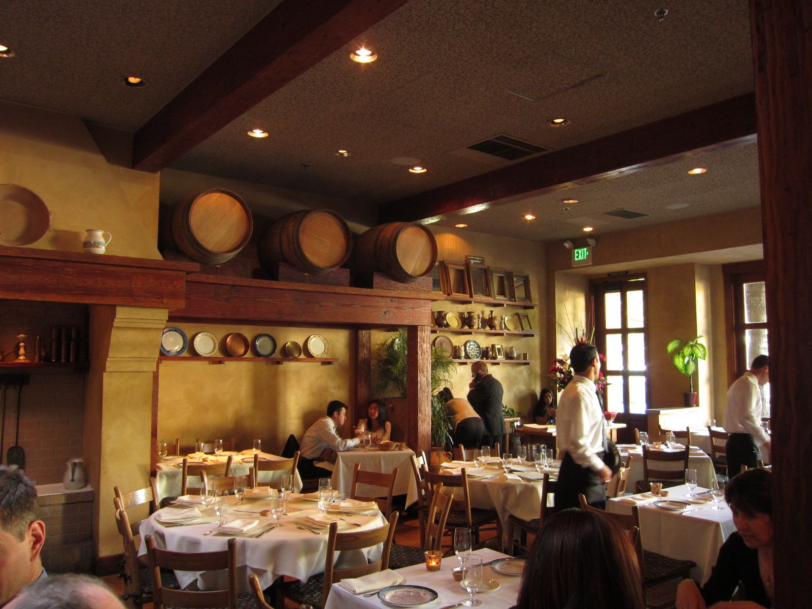 Traveller's Tales: Evvia in Palo Alto