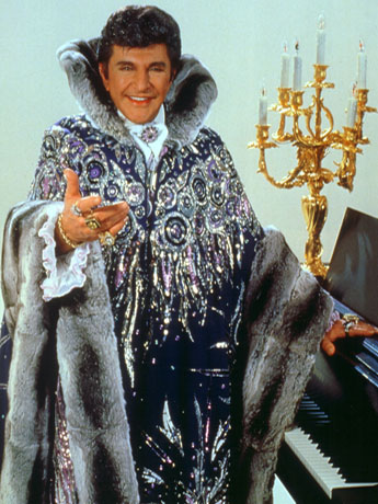 Bobby Rivers TV: Michael Douglas as Liberace