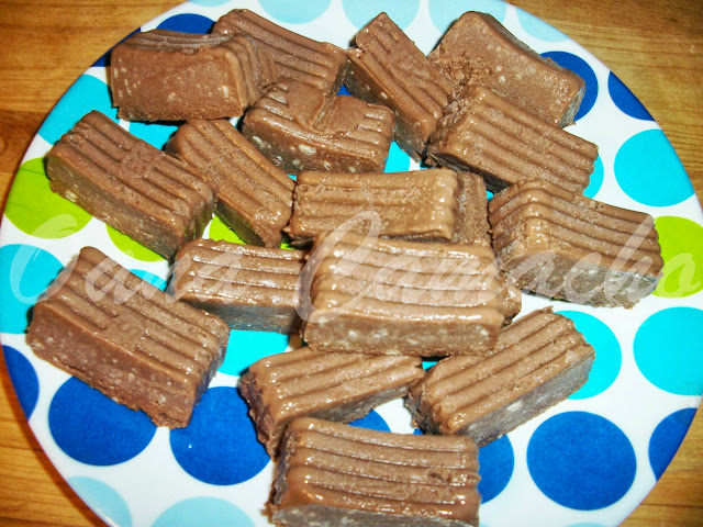 Cooking with love ! : Baton de ciocolata cu rom (Chocolate Rum Fudge )