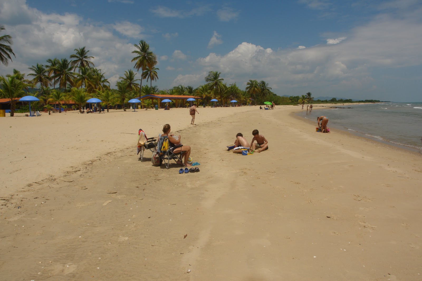 Los Jardines Posada: Algunas Panoramicas de la Playa , Playa Pintada ......
