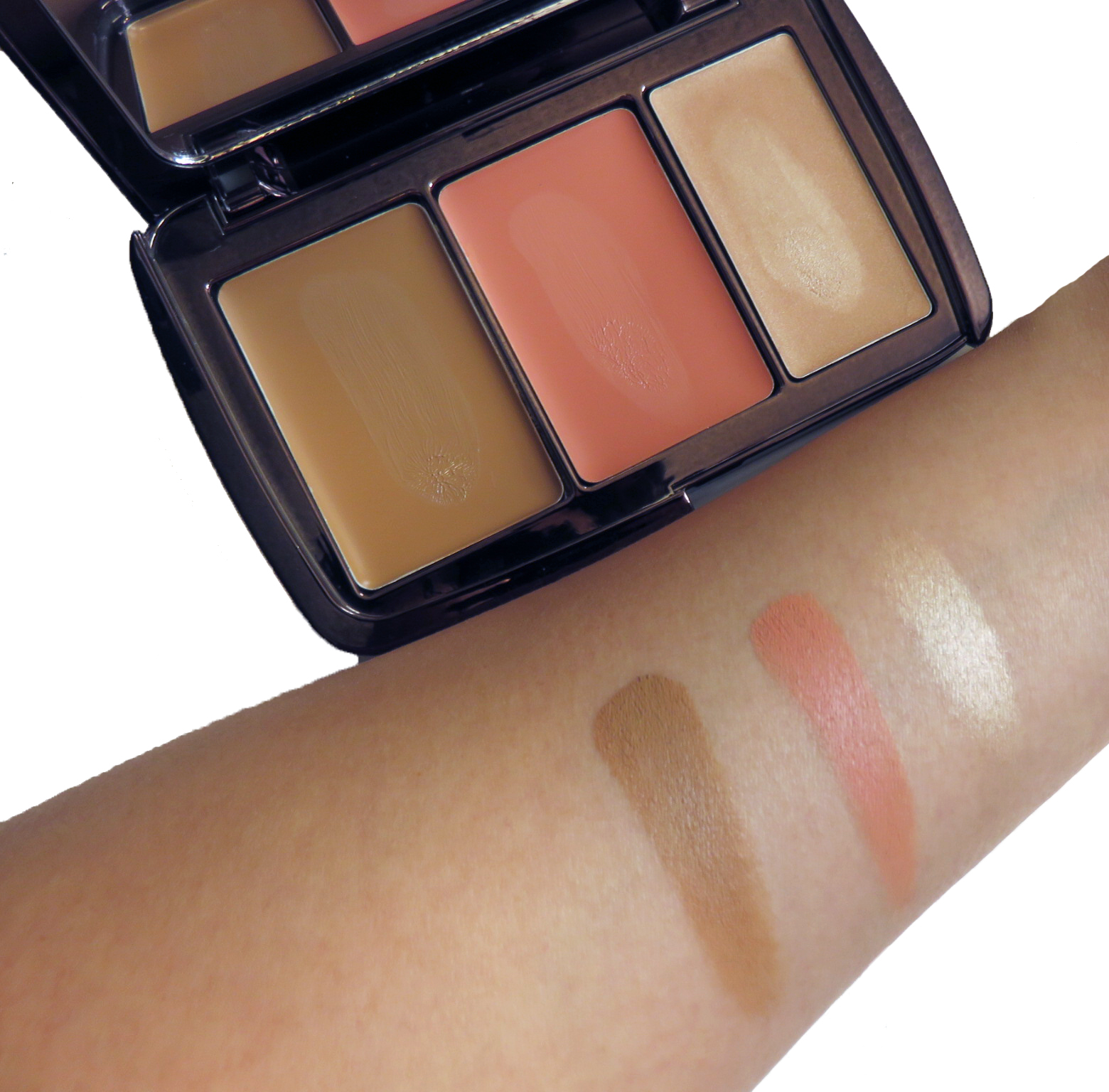 | Review | Hourglass Illume Sheer Color Trio in Sunset | PRETTY IS MY ...
