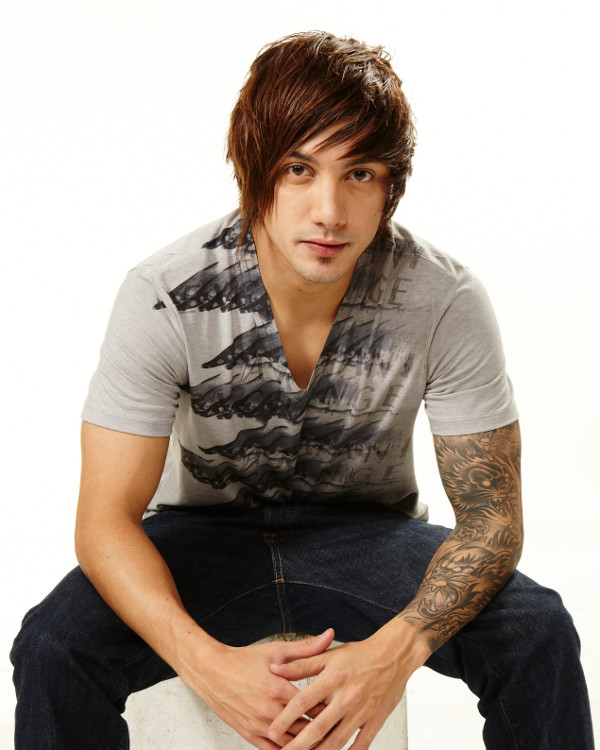 FÃ CLUBE VÍCIO NX ZERO: NX ZERO ENTRE OS 200 ARTISTAS NACIONAIS E ...