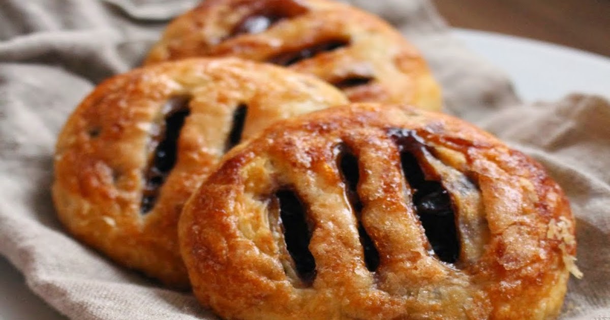 NixPages: ECCLES CAKES