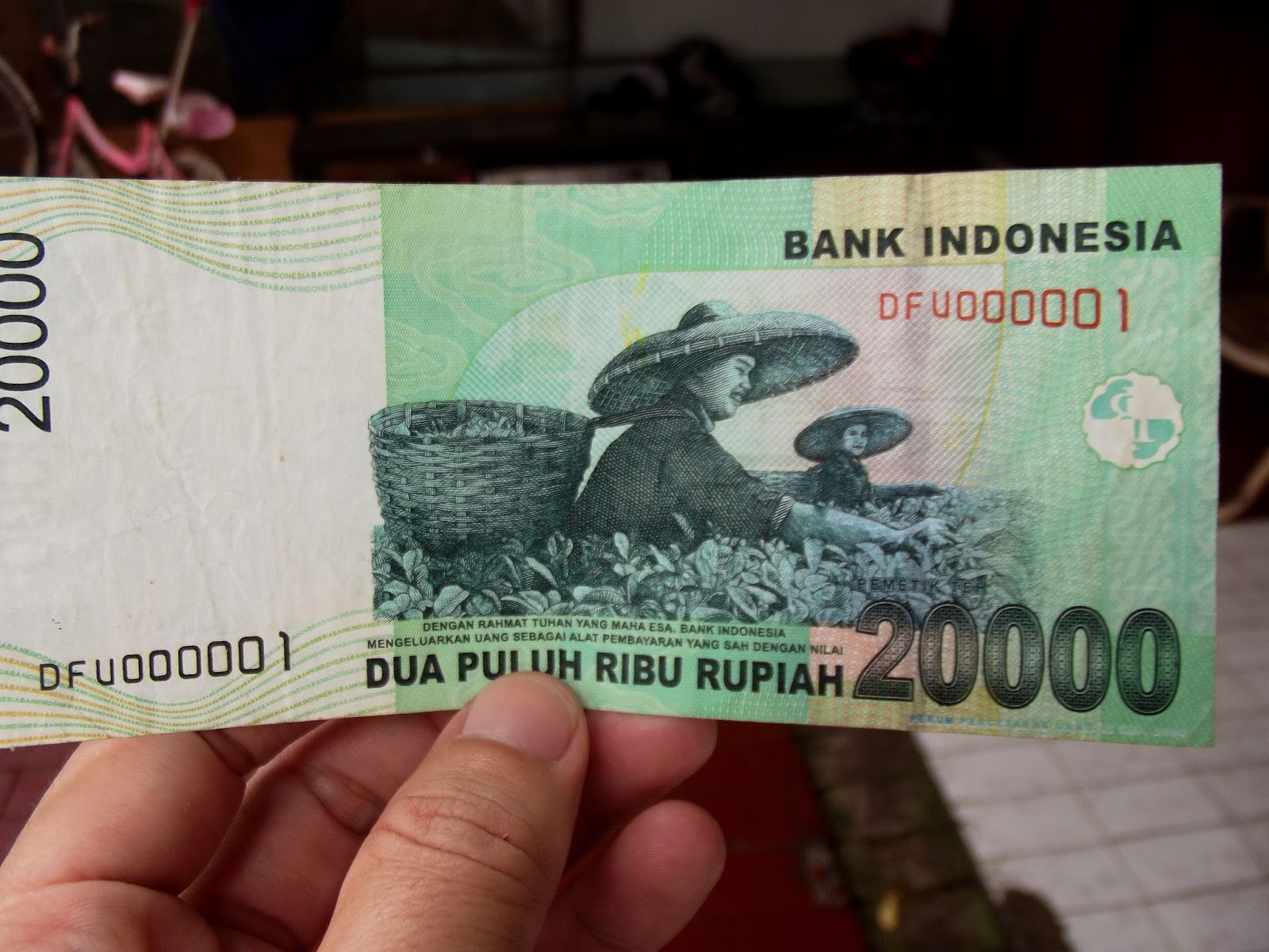 Sejarah Aset yg Berharga : UANG 20 RIBU SERI PERDANA "AWAL" 000001