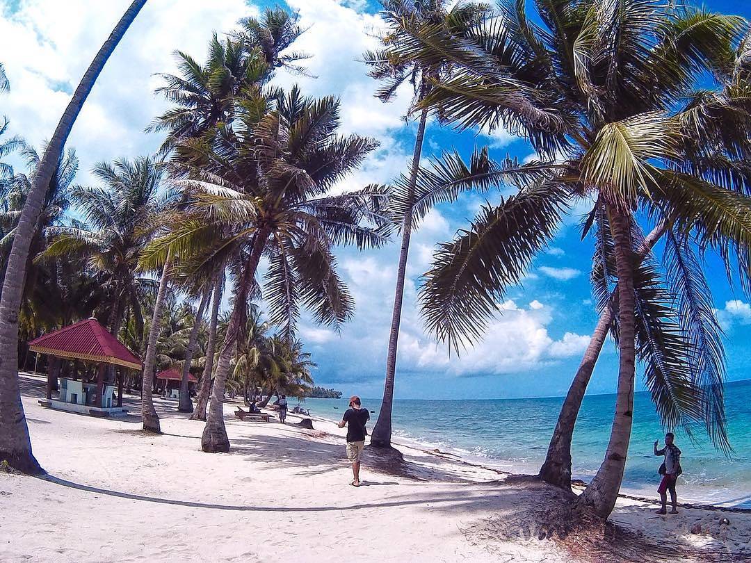 10 Daerah Wisata Di Lingga Kepulauan Riau Paling Terkenal Dan Menarik ...