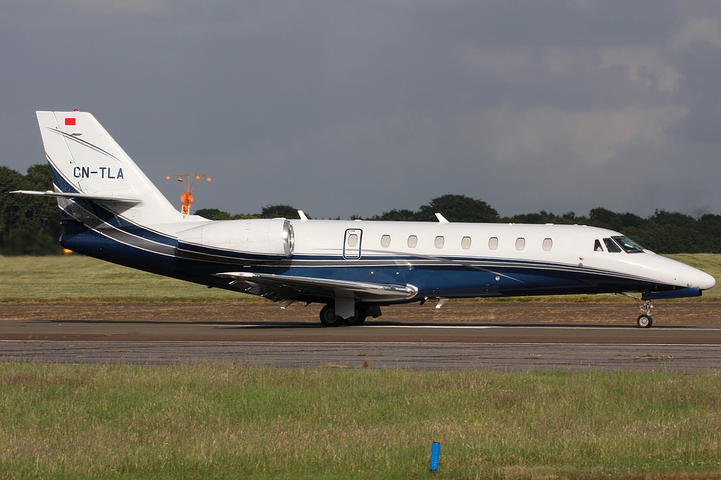 LONDON BIGGIN HILL AIRPORT EGKB/BQH IMAGES by Terry Wade: CN-TLA C680 ...