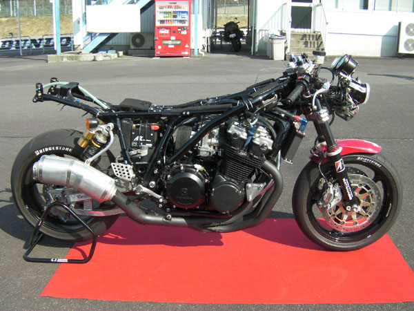 Manx Cat Motosport: HONDA RS1000 TAJIMA