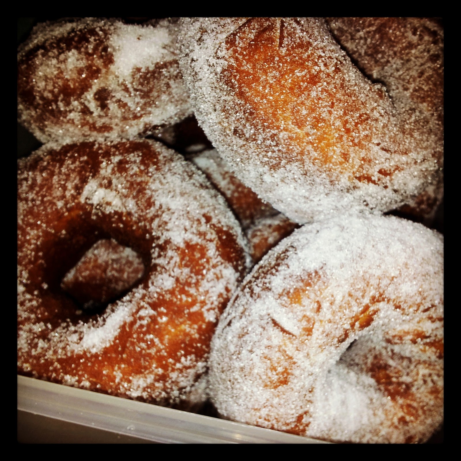 Elämää Koivurannassa: Elämäni ensimmäiset vappumunkit