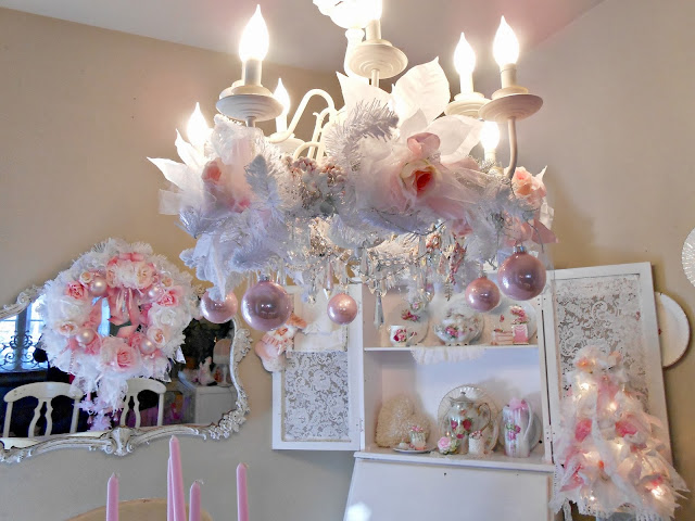 Olivia's Romantic Home: Shabby Chic Pink Christmas