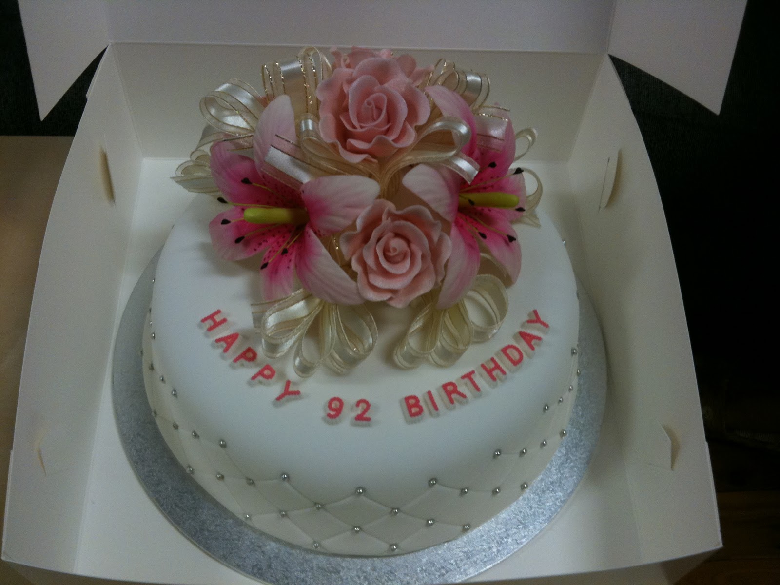 Cake Decoration & Baking Adventure: 92nd Birthday Cake ~ Nov 2009