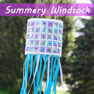 Strings Away!: Free Friday: Summery Windsock