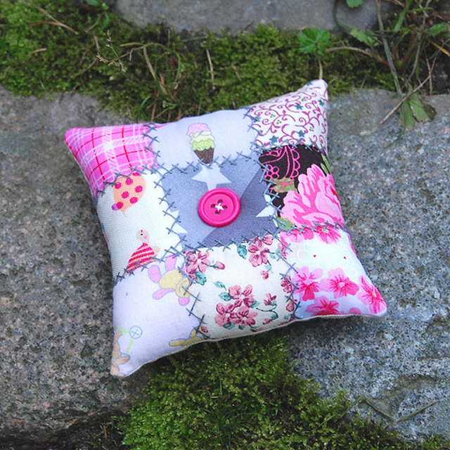 Threading My Way: 12 Days of Christmas DIY Challenges ~ Stocking Filler