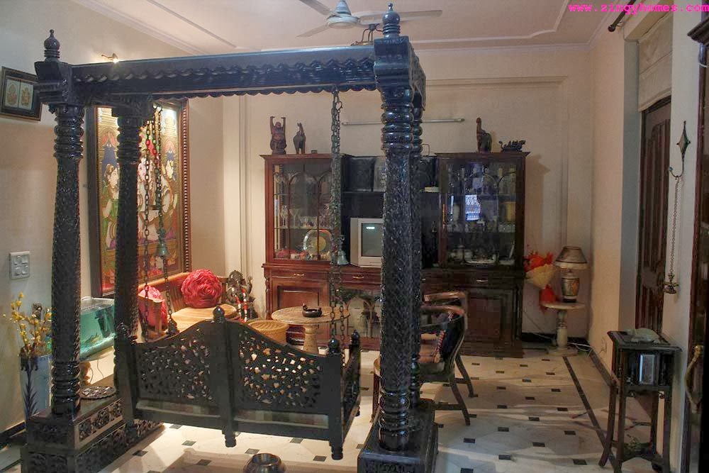 few doses of arch-inspiration!: Traditional Jhulas are back!