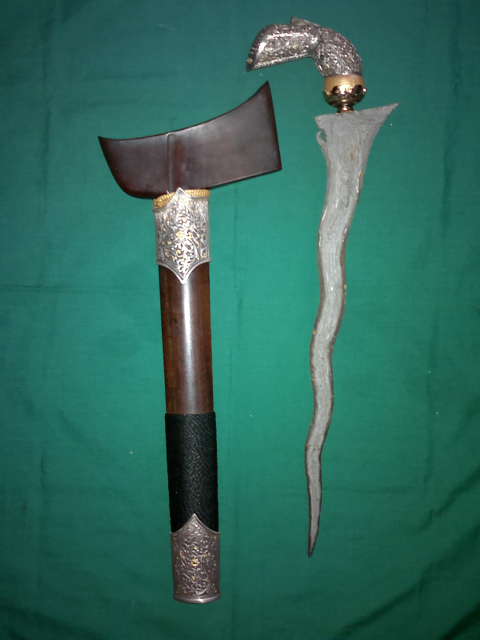 Badai Mencak Kelambit Biru: Kod Item : AMW/001/2012 - Keris Melayu ...