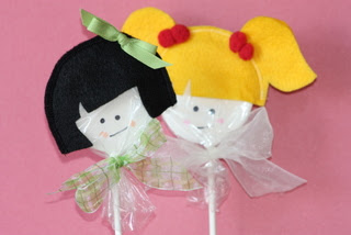 like a pretty petunia: Dollipops!