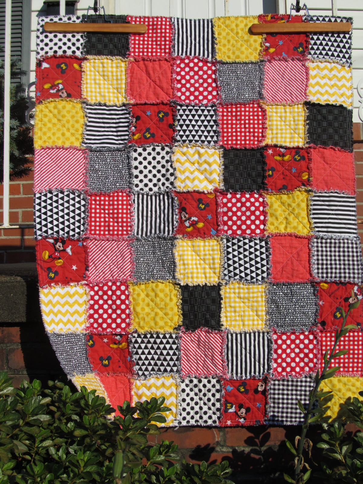 Amazing Grace. Abounding Joy. Abundant Love.: Mickey Mouse Rag Quilt