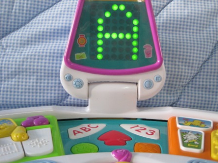 JuaiMurah: Playskool Magic Screen Learning Desk