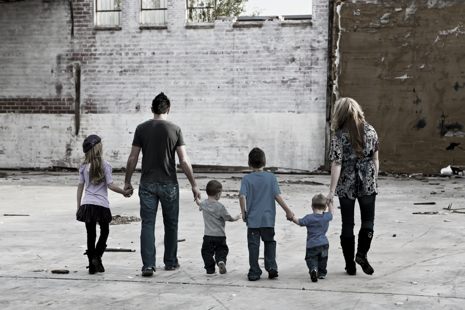 Artistic Images Photography: Unique Family Photos for a Unique Family