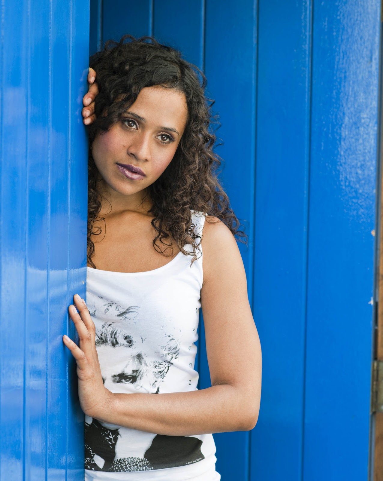 Angel Coulby - Unknown Photoshoot 2