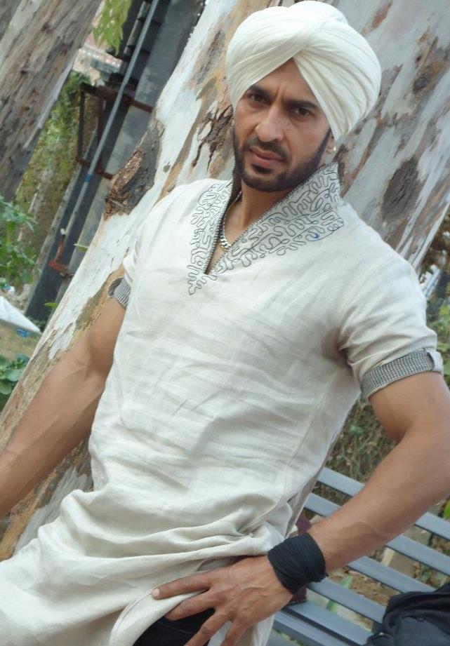 Paramveer Singh-Film Actor