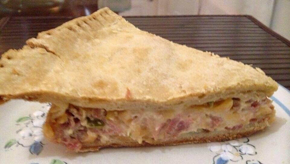 PAY DE QUESO CON JAMÓN Y CHILE JALAPEÑO ~ COMIDA DE PETRY