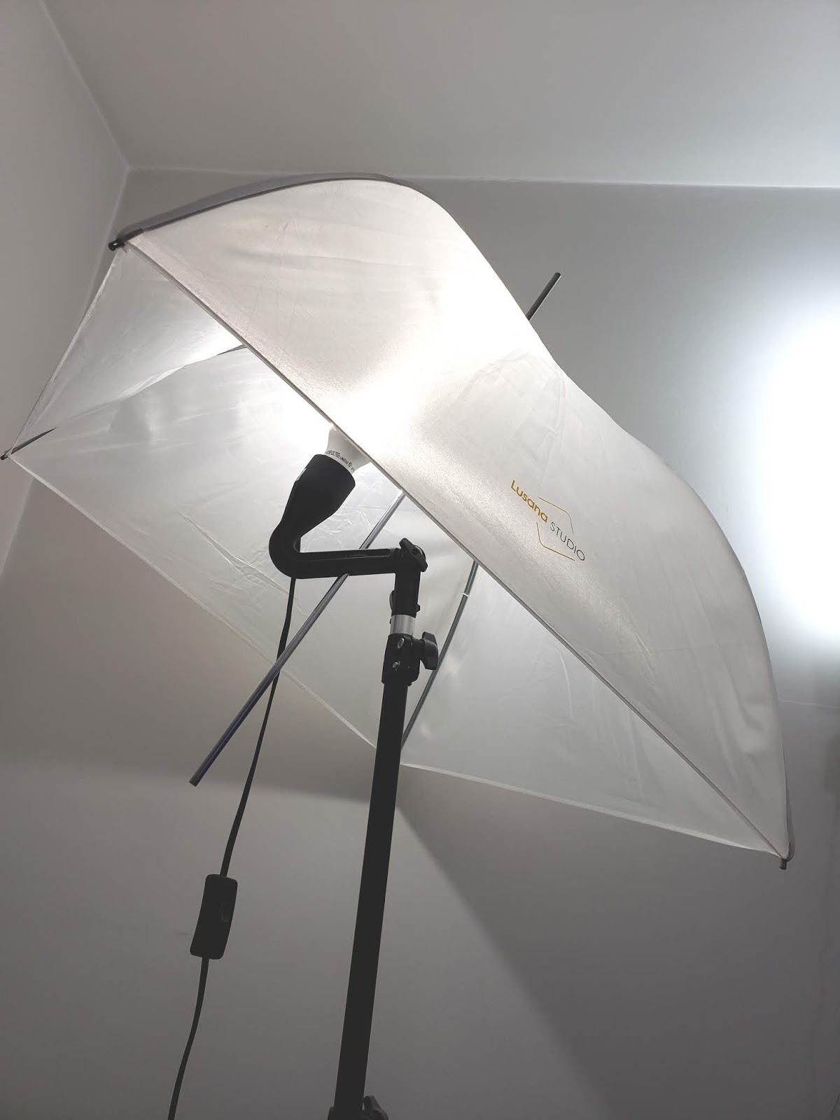 HOW TO TAKE FLAT LAY PHOTOGRAPHY