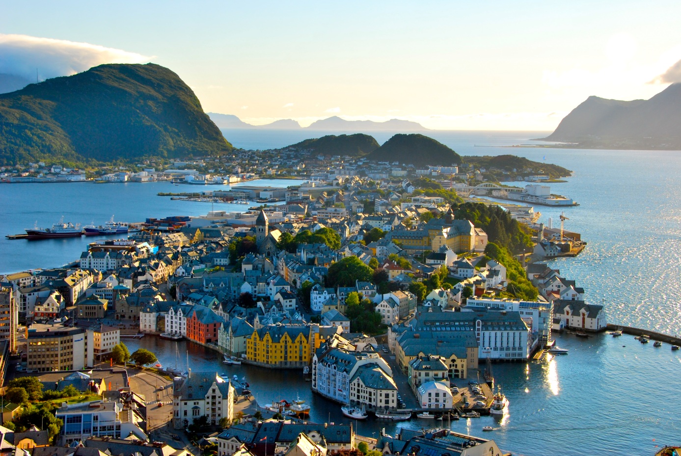 10 Most Beautiful Places in Norway | Blogs, Travel Guides, Things to Do ...