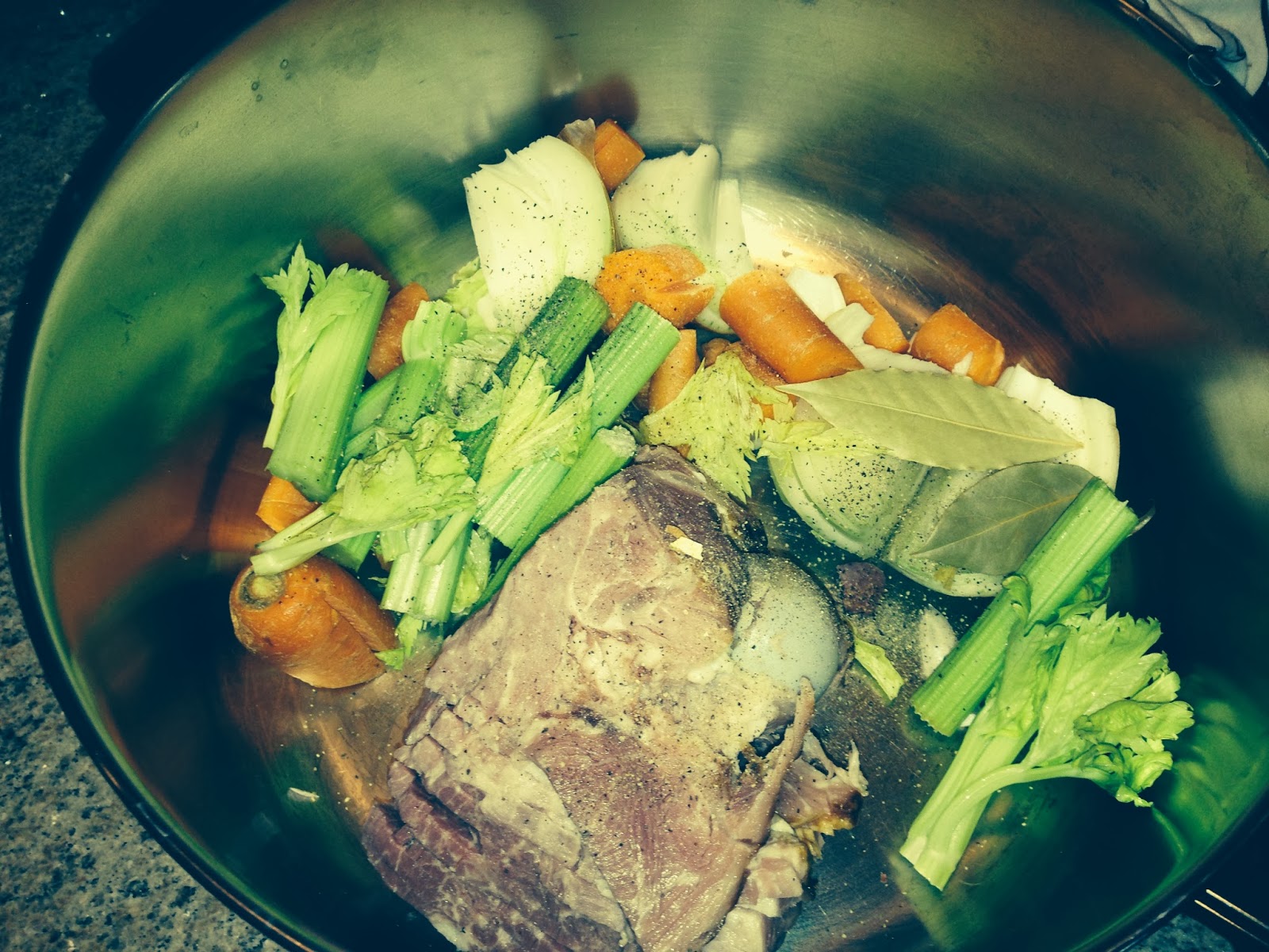 Musings and Snippets of Time: Hambone, Hambone